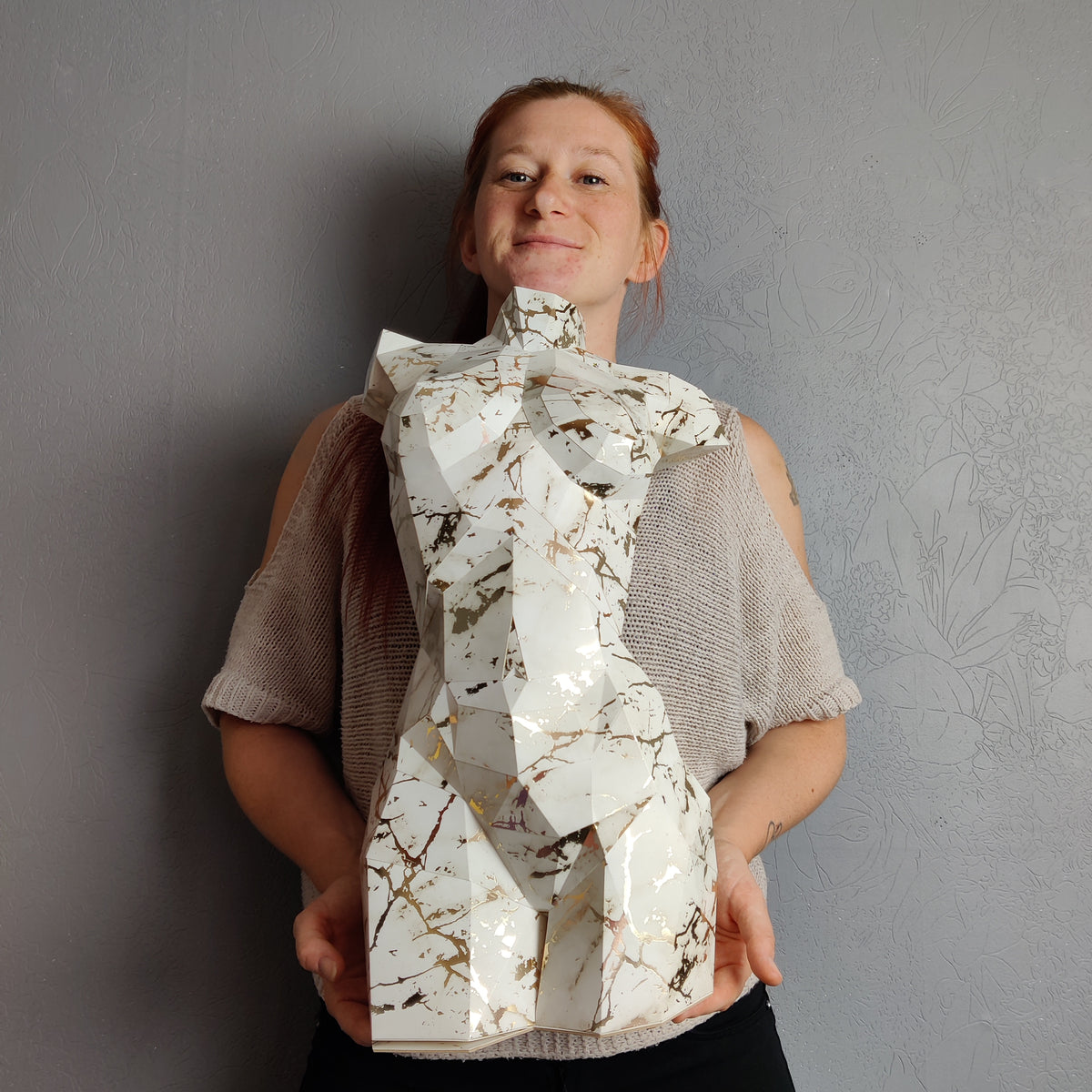 Women Body Card Paper Sculpture 50cm Gold Marble – XL Decorations